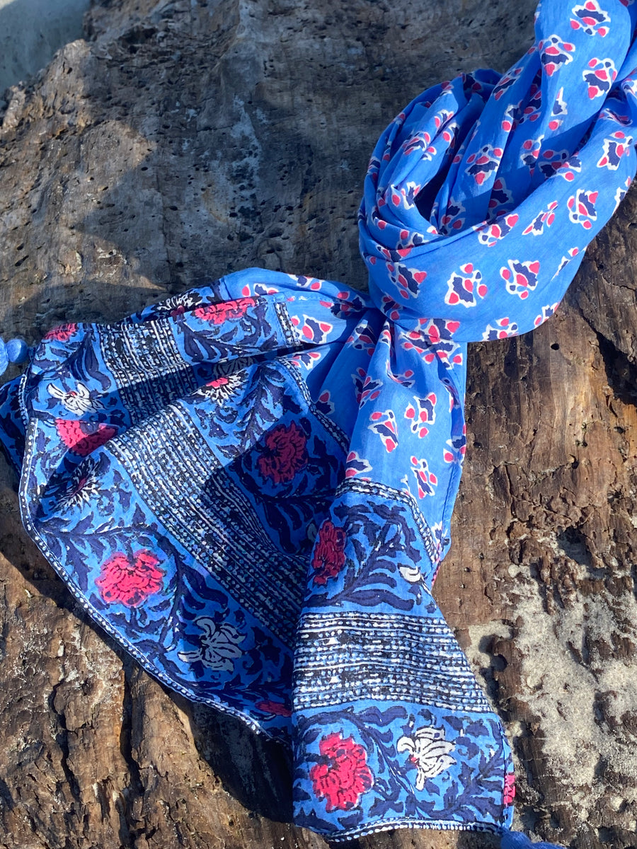 Medallion Blue Scarf – Genhappy